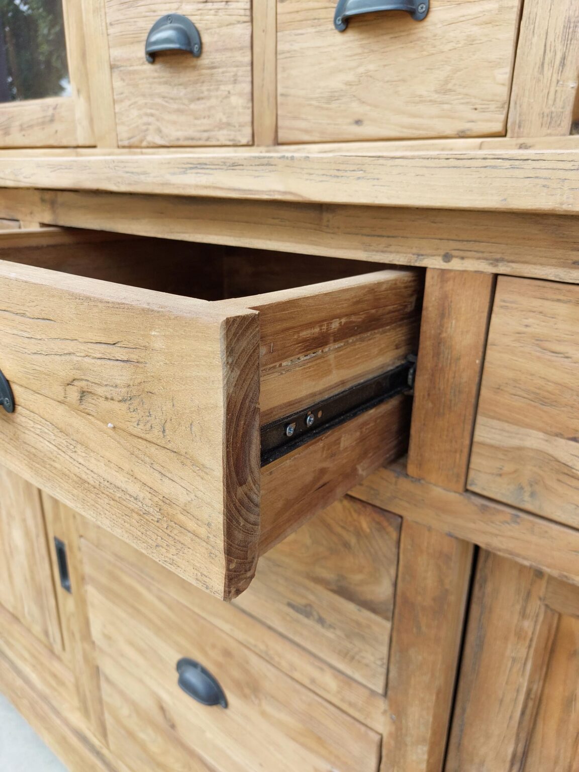 Teak buffetkast met schuifdeuren - Specialist in Teak Maatwerk